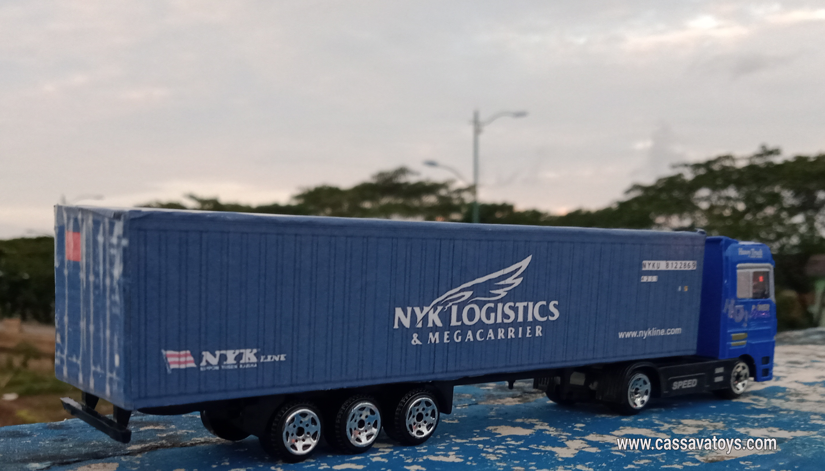 Diecast Truck Container NYK (1/87) – Cassava Toys