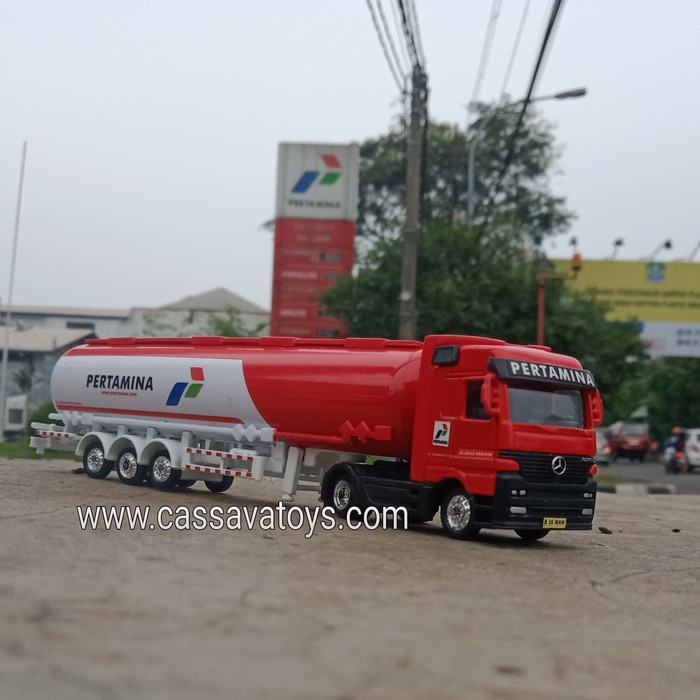 Diecast Tank Truck Pertamina – Truk Tangki – Welly Super Haulier Truck ...